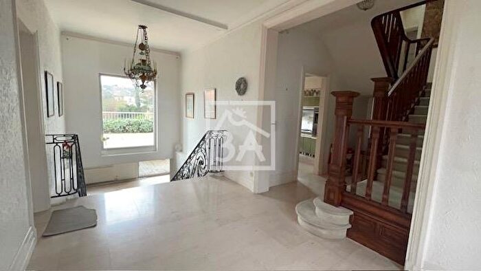 Maison à vendre - Béthune - 10 pièces - 5 chambres