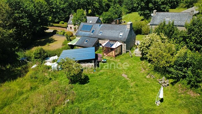 Maison 7 pièces à vendre à La Feuillée