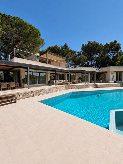 Nîmes, Serre Paradis - Maison 6 pièces à vendre