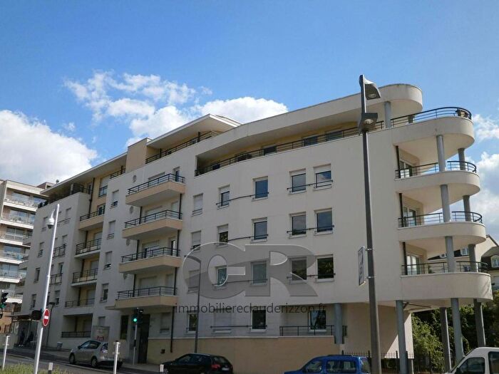 Appartement à louer - Plantières-Queuleu, Metz - 3 pièces - 2 chambres