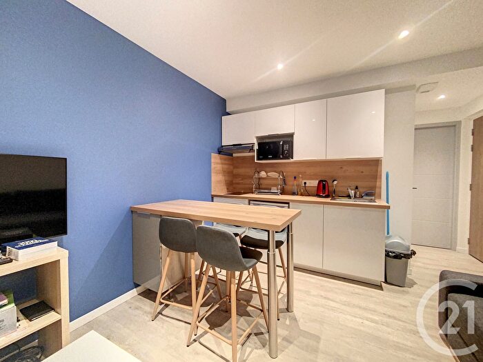 Appartement à louer - Tours, Beaujardin - 2 pièces - 1 chambre