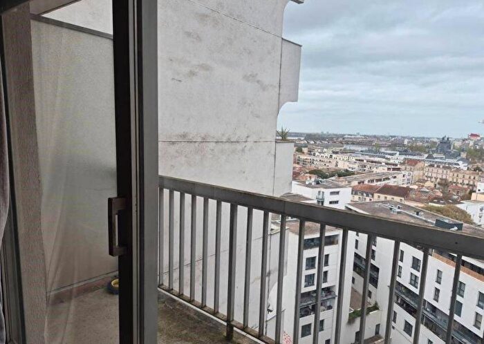 Bordeaux : Appartement 1 pièce à louer
