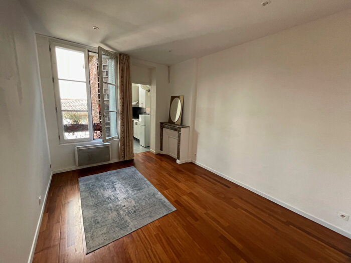 Appartement à vendre - Romainville, Centre-ville - 2 pièces - 1 chambre