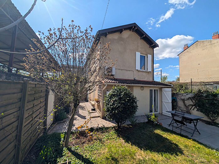 Maison à vendre - Vienne, Estressin - 4 pièces - 2 chambres