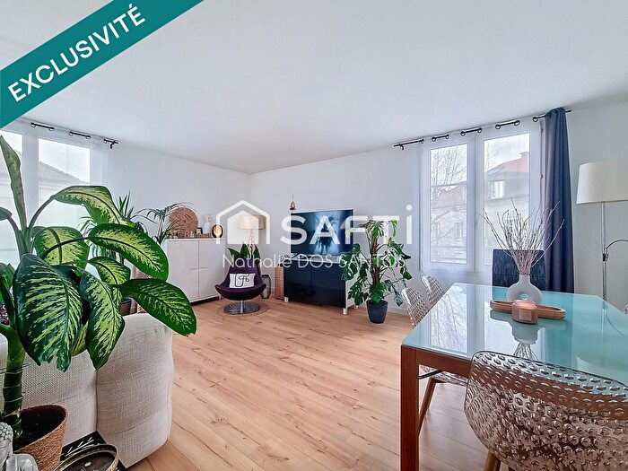 Appartement à vendre - Bussy-Saint-Georges, Violennes, Village - 3 pièces - 2 chambres