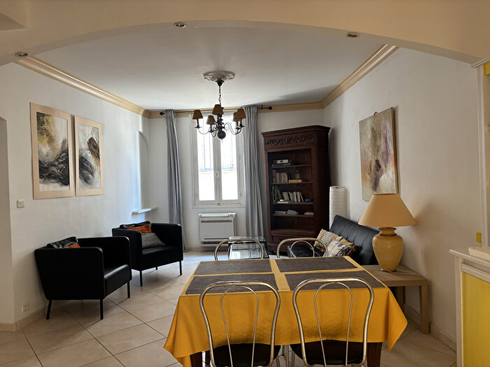 Appartement 3 pièces à vendre - Avignon, Palais des Papes, Zone Piétonne