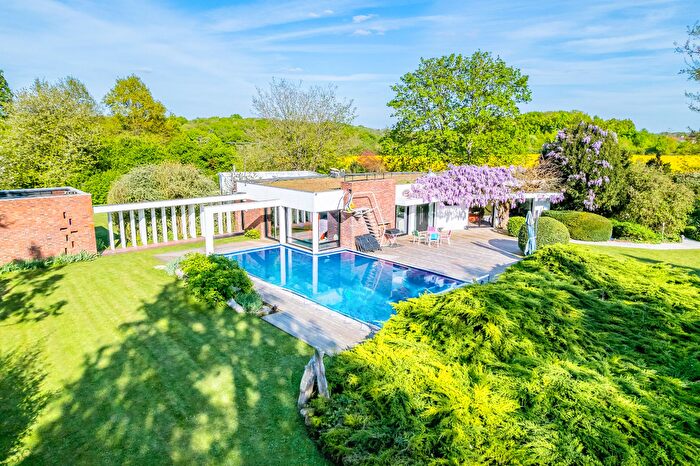 Maison à vendre - Fontainebleau - 6 pièces - 4 chambres