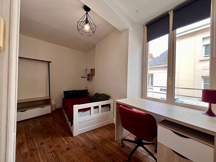 Appartement à louer - Trois Quartiers-Centre Ville, Poitiers - 1 pièce