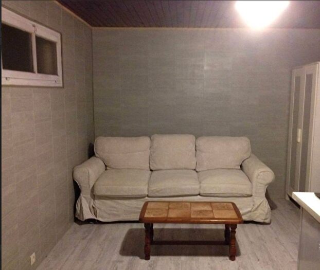 Appartement à louer - Le Blanc-Mesnil, Centre, Tilleuls - 1 pièce