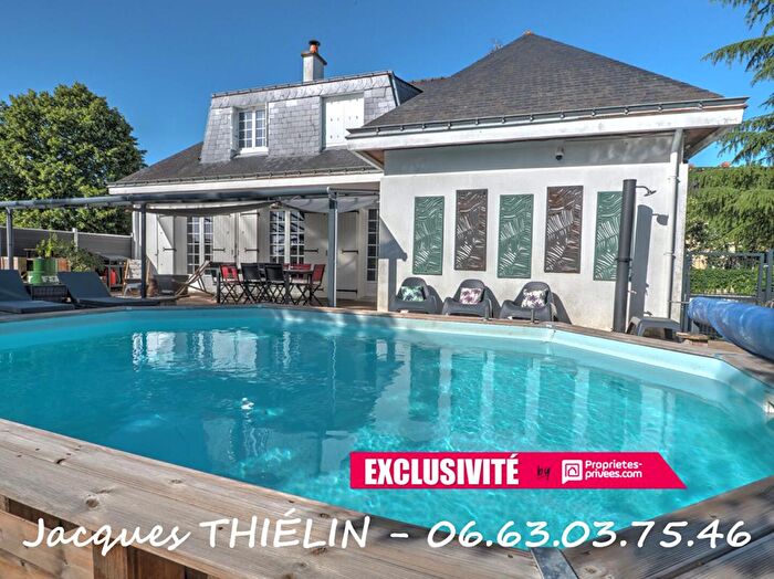 Longué, Longué-Jumelles : Maison 6 pièces à vendre