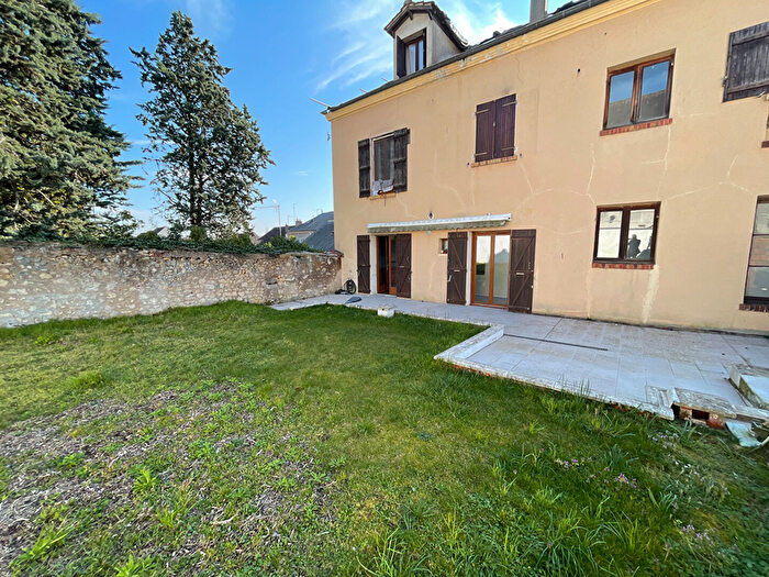 Appartement à vendre - Étampes, Saint-Michel, Croix de Vernailles - 3 pièces - 2 chambres