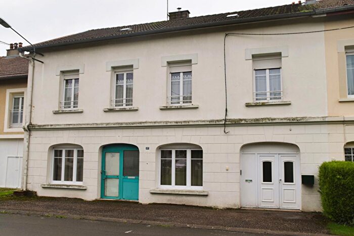 Maison à vendre - Montfaucon-dArgonne - 8 pièces - 3 chambres