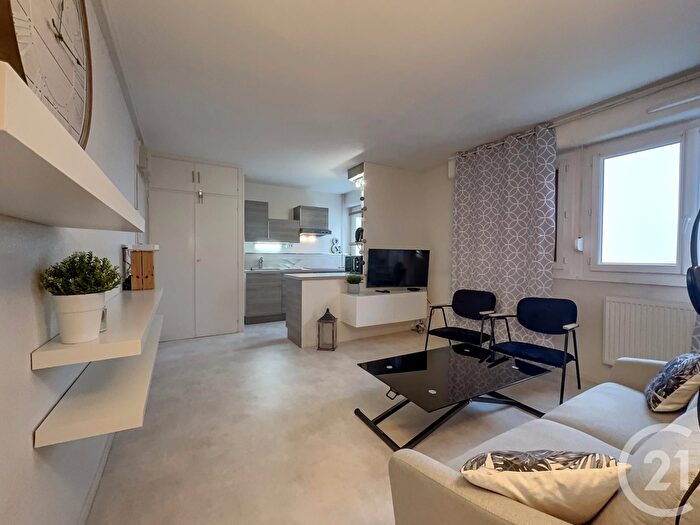 Appartement à vendre - Orléans, Gare - 2 pièces - 1 chambre