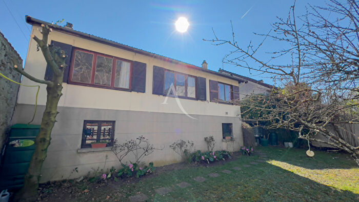 Maison à vendre - Montgeron, Centre-ville, Gare - 4 pièces - 2 chambres