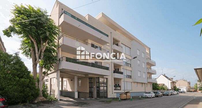 Appartement à vendre - Saint-Louis, Centre-ville - 3 pièces - 2 chambres