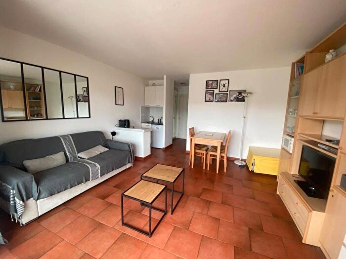 Sud, Cavalaire-sur-Mer : Appartement 1 pièce à louer