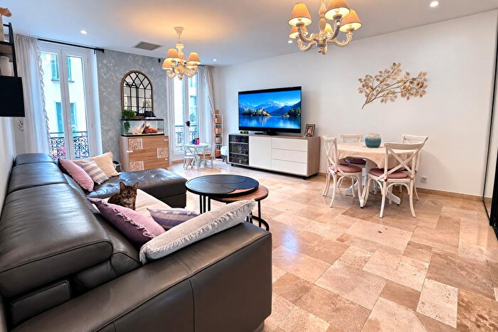 Appartement à vendre - Grasse, Centre-ville Sud - 3 pièces - 2 chambres