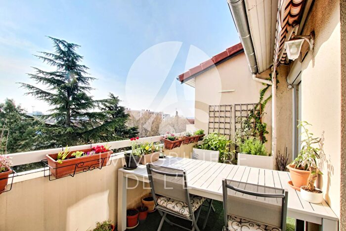 Lyon 8ème, La Plaine, Santy : Appartement 6 pièces à vendre