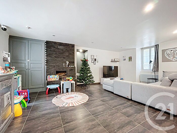 Maison à vendre - Donnemarie-Dontilly - 5 pièces - 4 chambres