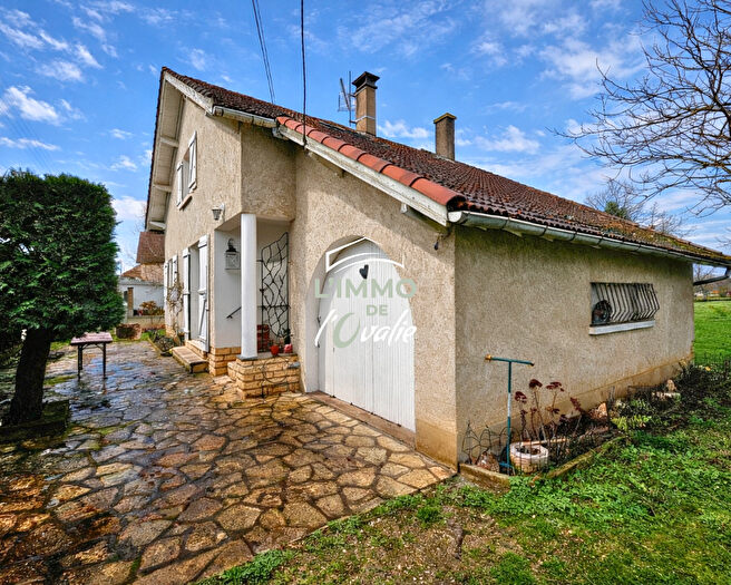Maison à vendre - Biars-sur-Cère - 6 pièces - 3 chambres