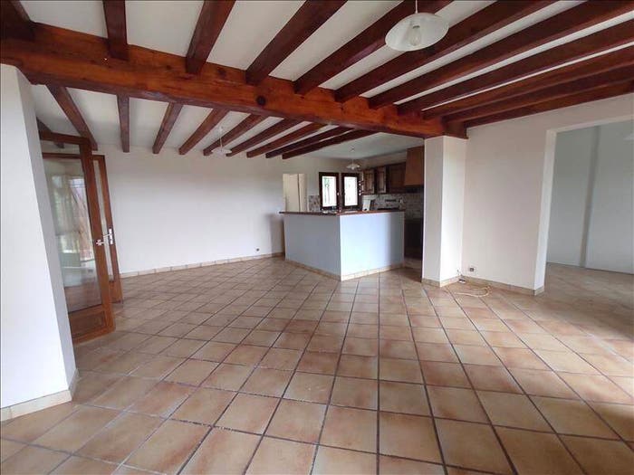 Espiens - Maison 4 pièces à louer