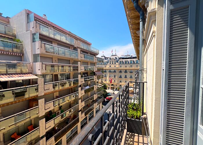 Appartement à vendre - Nice, Centre-ville - 3 pièces - 2 chambres