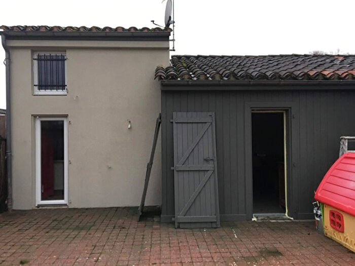 Maison à louer - Fiac - 2 pièces - 1 chambre