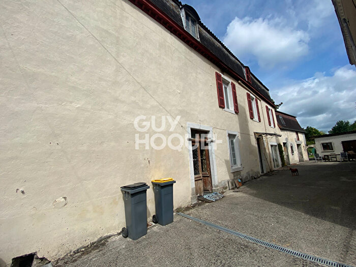 Maison à vendre - Sauveterre-de-Béarn - 7 pièces - 5 chambres