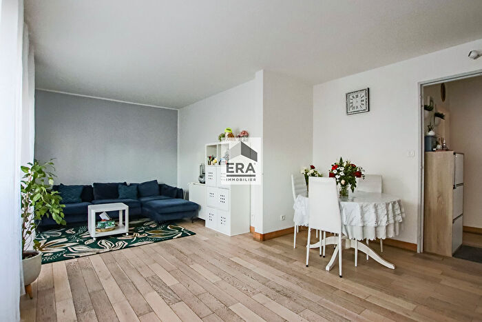 Appartement 4 pièces à Montrouge, Le vieux Montrouge, à vendre