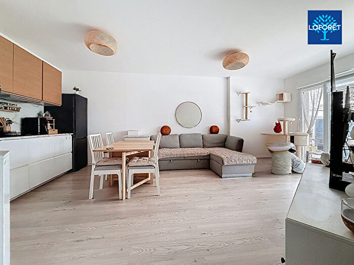 Appartement 3 pièces à Noisy-le-Grand, Centre-ville, à vendre