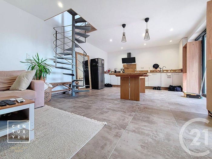 Maison 3 pièces à Pézilla-la-Rivière, à louer