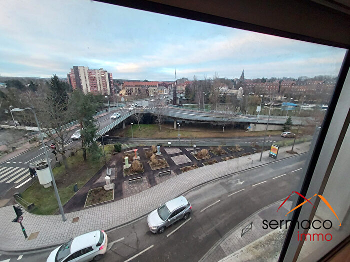 Appartement à vendre - Sarreguemines, Centre-ville - 5 pièces - 3 chambres