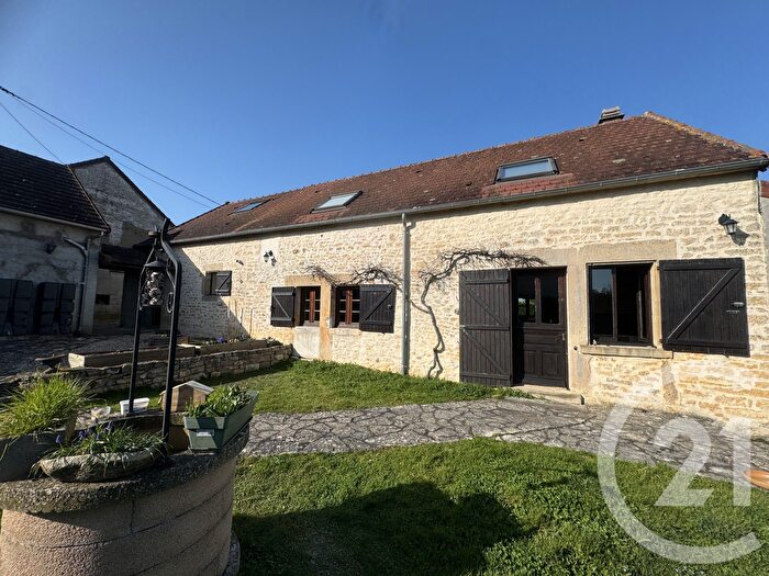 Maison à vendre - Saint-Pierre-du-Mont - 7 pièces - 4 chambres