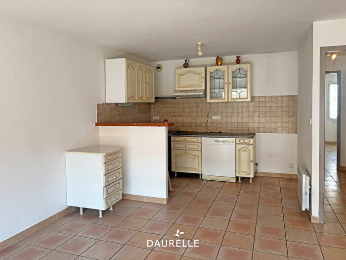 Appartement 3 pièces à louer - Châteaurenard, Centre-ville