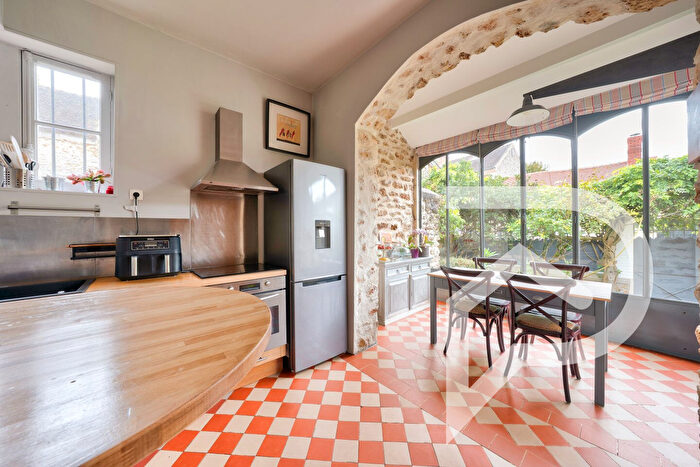 Maison à vendre - Mennecy, Centre-ville, Gare, Châtries, Château, Bel-Air - 8 pièces - 5 chambres