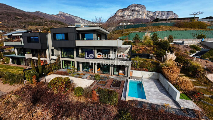 Maison à vendre - Saint-Alban-Leysse - 7 pièces - 3 chambres