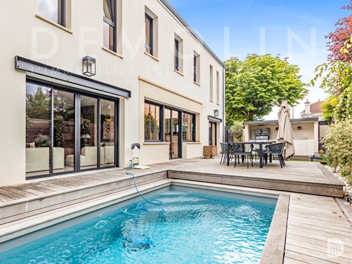 Le Bouscat, Centre-ville, Robert Schuman : Maison 8 pièces à vendre