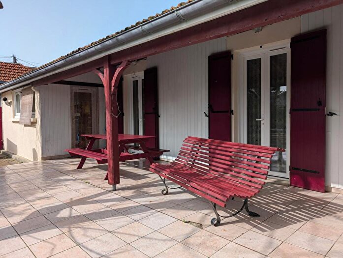 Maison à vendre - Gujan-Mestras, Centre-ville - 5 pièces - 3 chambres