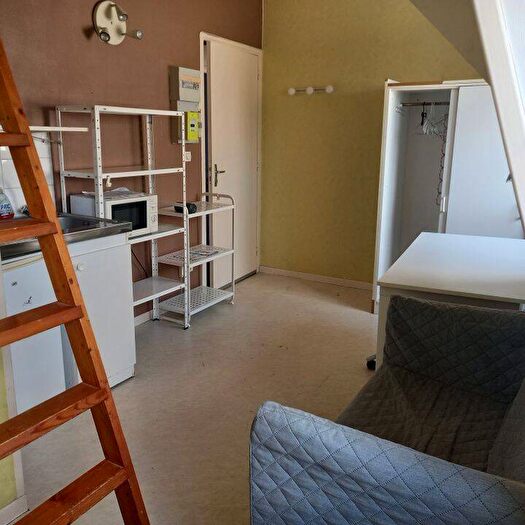 Appartement 1 pièce à Barbâtre-Saint Remy-Verrerie, Reims, à louer