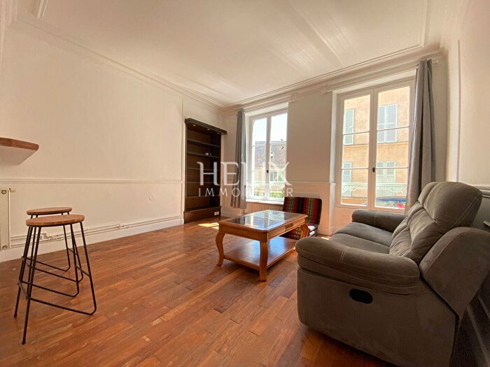 Vieux Pecq Cité, Le Pecq : Appartement 2 pièces à louer