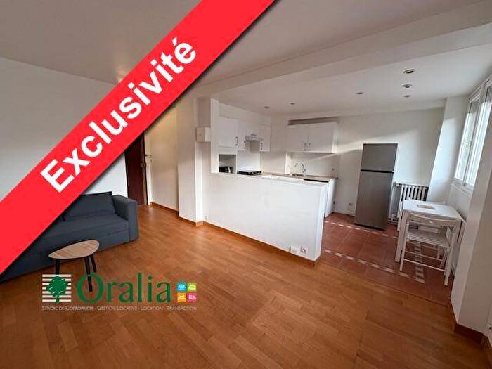 Appartement à louer - Emeriau-Zola, Paris ème arrondissement - 2 pièces - 1 chambre