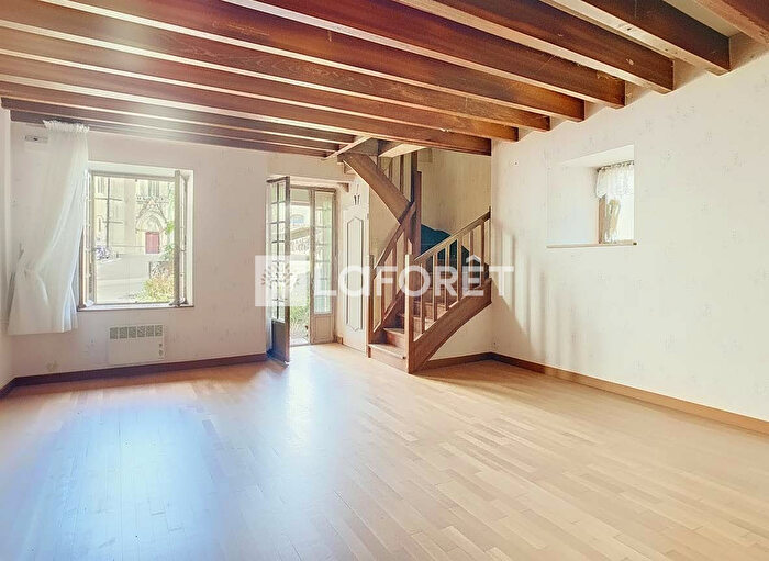 Martigné-Ferchaud : Maison 9 pièces à vendre