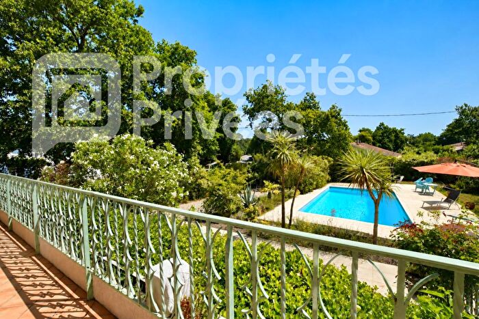 Maison 8 pièces à Andernos-les-Bains, Betey, La Chapelle Forestière, Bruyères, à vendre