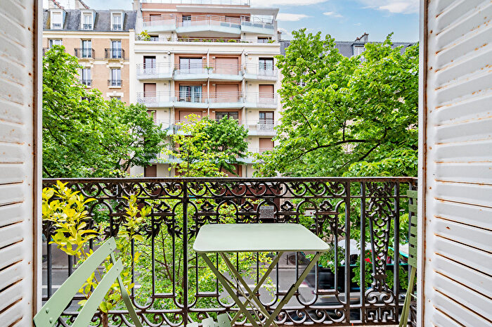 Appartement à vendre - Paris e , Saint-Lambert, Convention - 4 pièces - 2 chambres