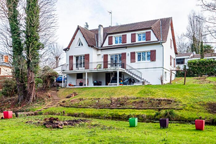 Maison à vendre - Yerres, Bout du Monde, Camaldules, Abbaye - 8 pièces - 6 chambres