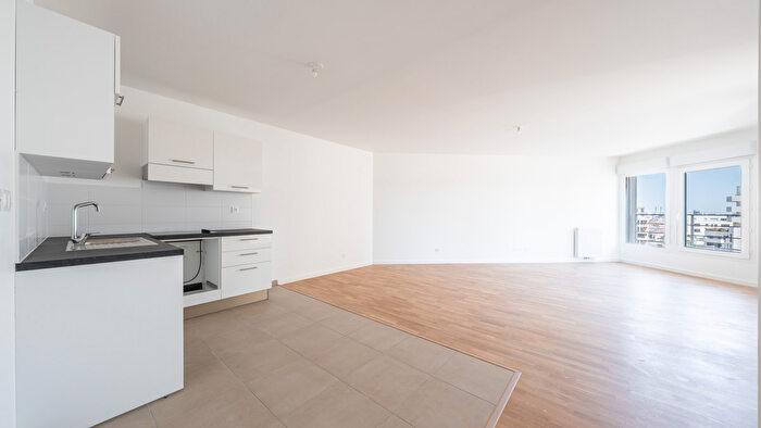 Appartement 5 pièces à Bordeaux, La Bastide, à louer