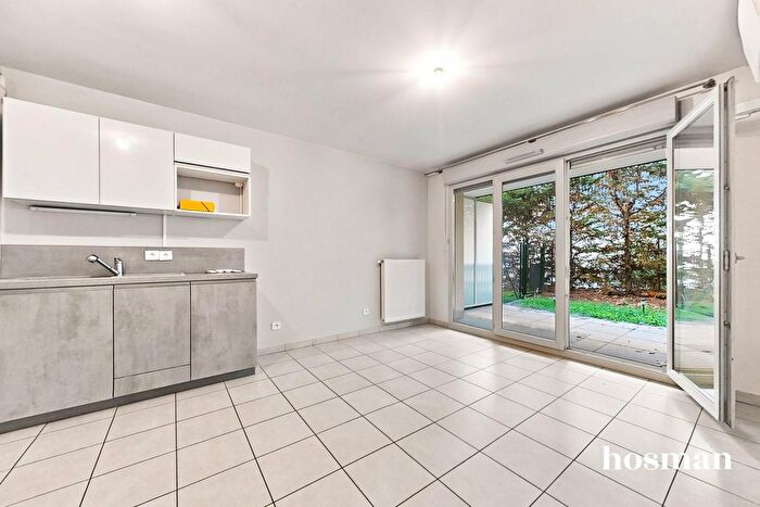 Appartement 2 pièces à vendre - Vénissieux, Max Barel, Charreard