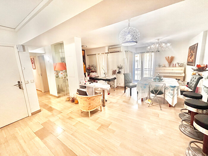 Cannes, Carnot : Appartement 5 pièces à vendre