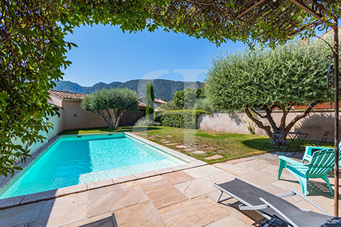 Maison à vendre - Maubec - 5 pièces - 4 chambres