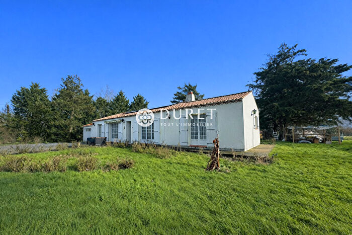 Maison à vendre - Le Perrier - 5 pièces - 3 chambres